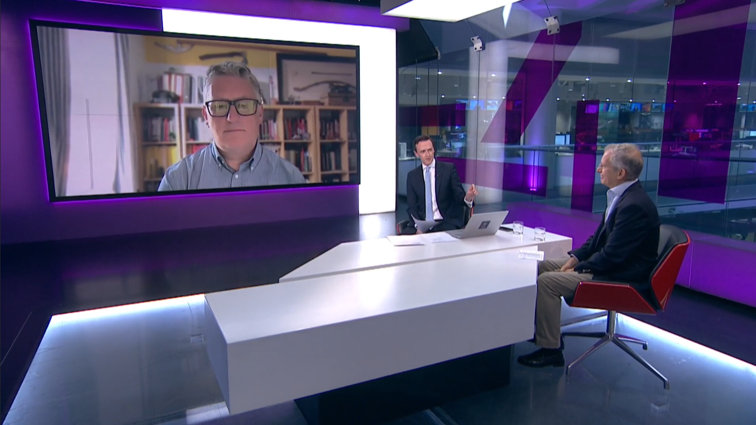 Can there be a Ukraine peace deal from Trump-Putin summit? – Channel 4 News