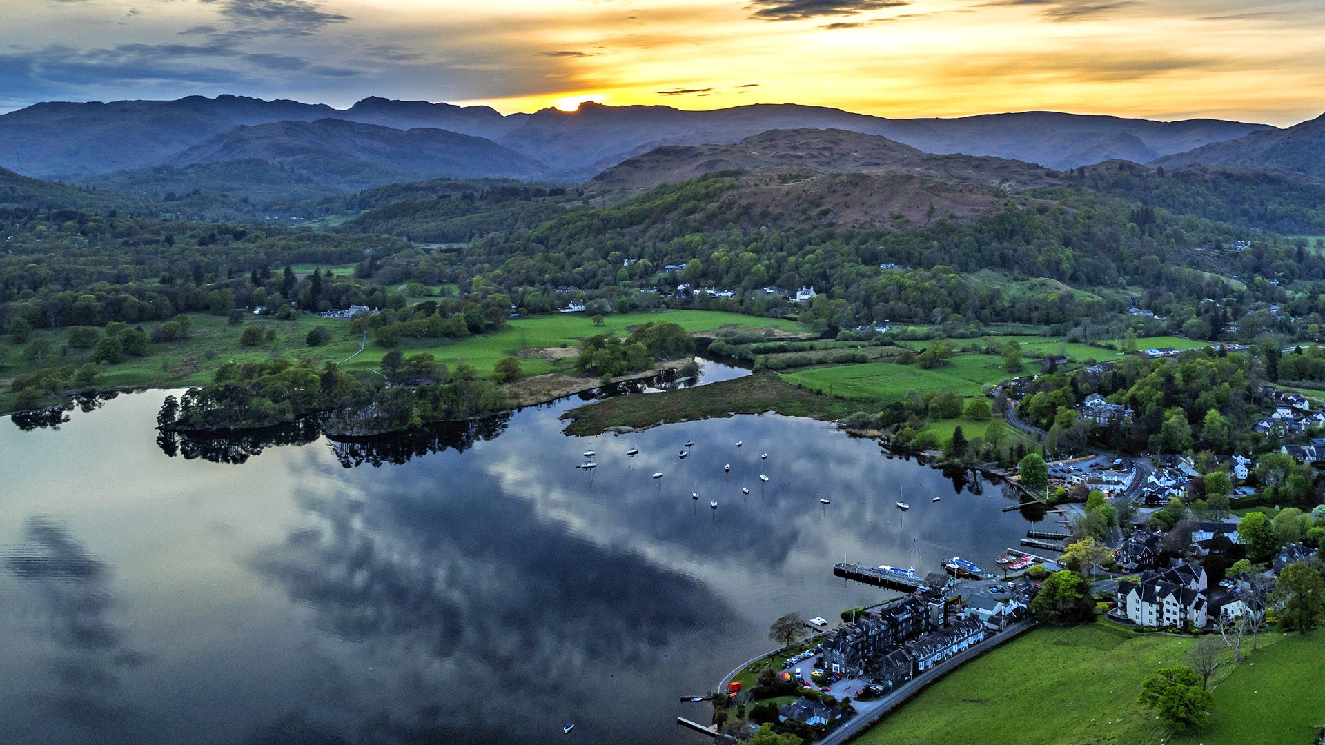 What’s really in the water at Lake Windermere? – Channel 4 News
