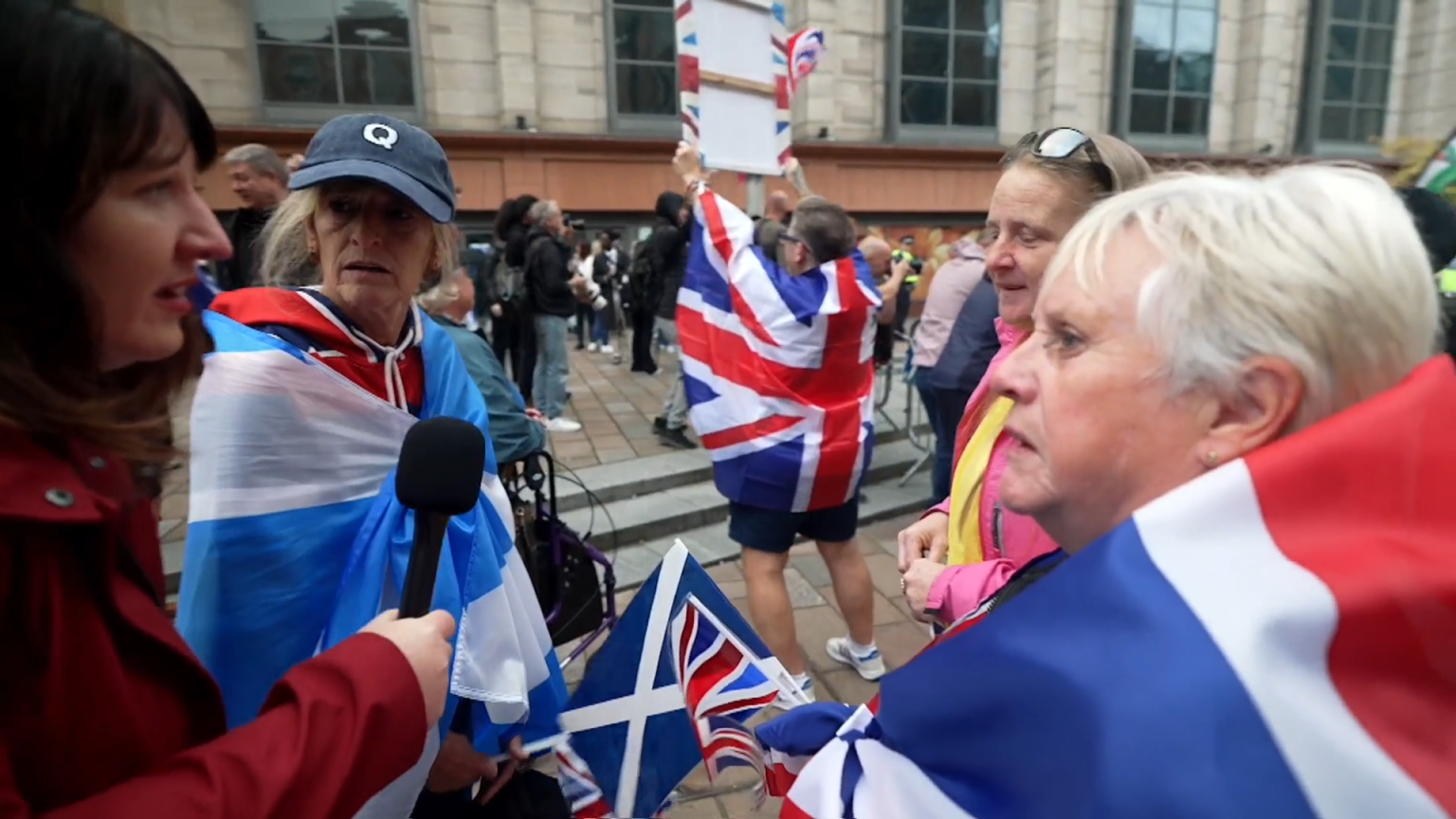 Protesters clash in Glasgow as immigration tensions rise in Scotland ...