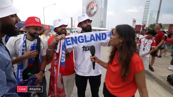 Jubilant England fans celebrate World Cup victory over DR Congo ...